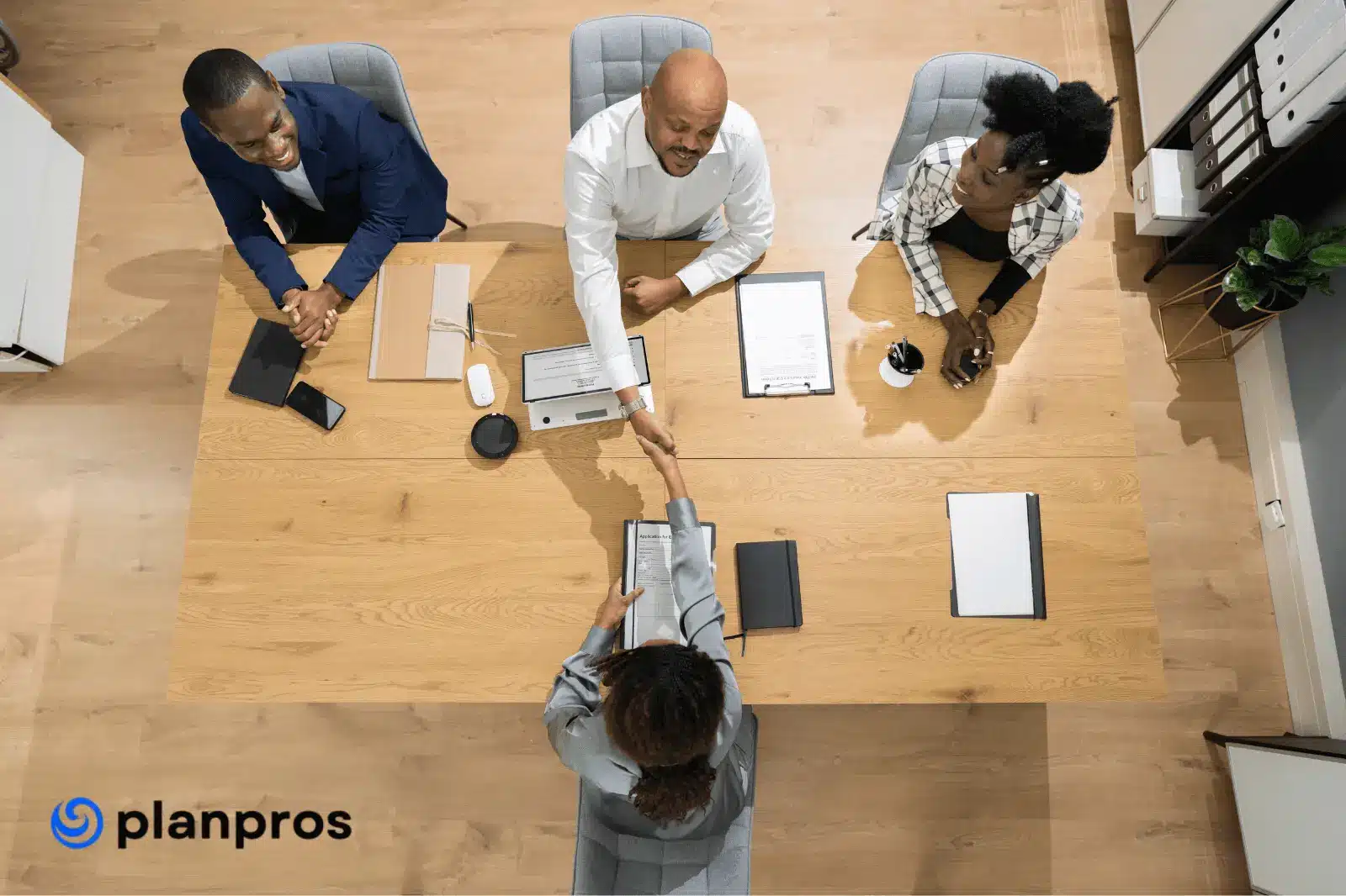 How to Start a Staffing Agency: A 10 Step Guide - PlanPros.ai